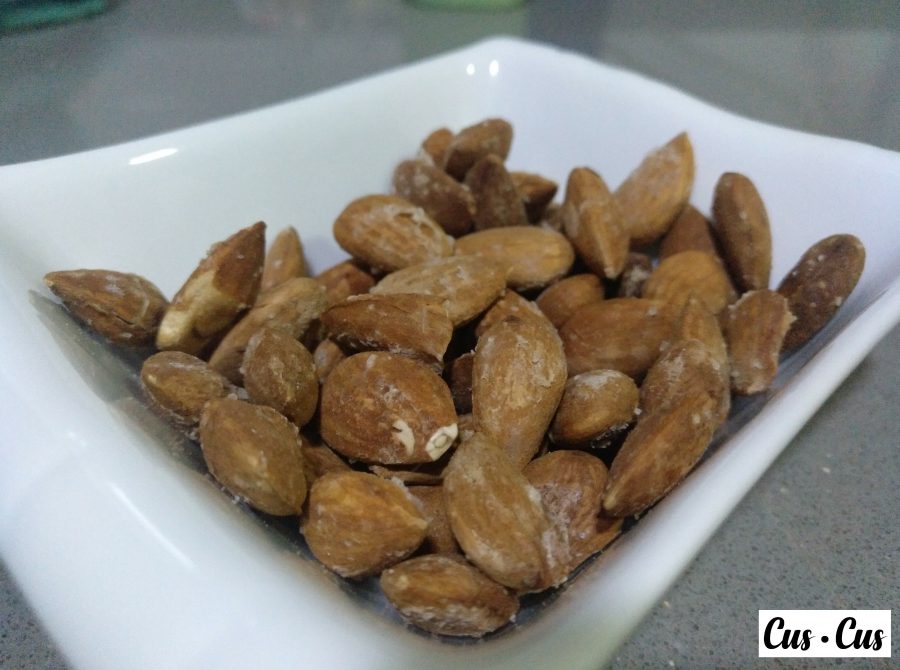 Almendras tostadas al microondas | Cus·Cus