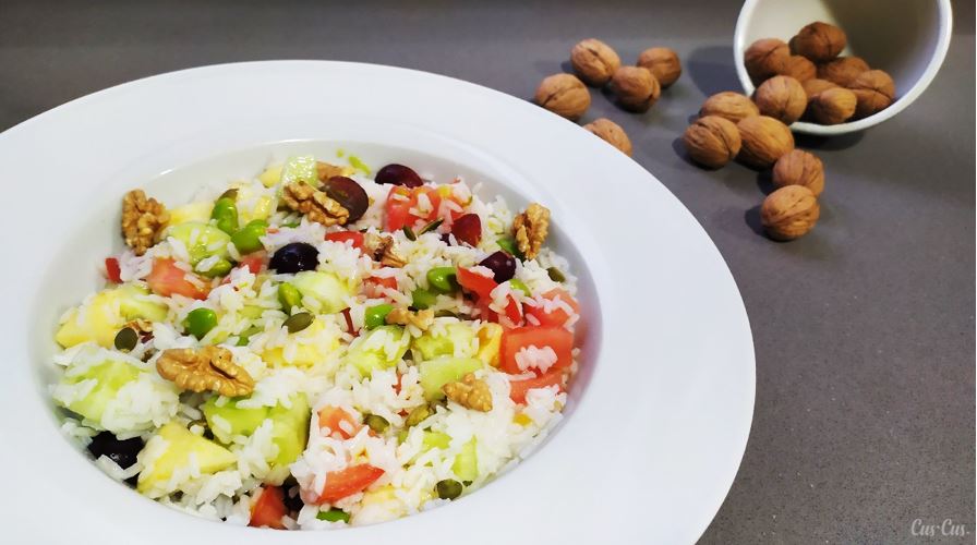 Ensalada de arroz con edamames y nueces | Cus·Cus